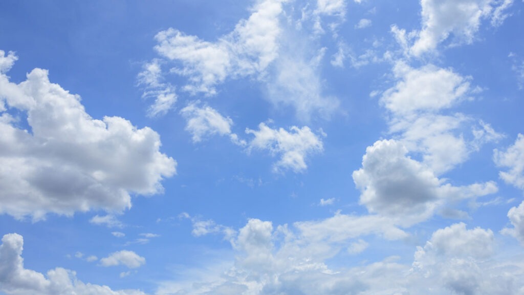 Geheimnisvolles Blau: Wie die Farbe des Himmels entsteht